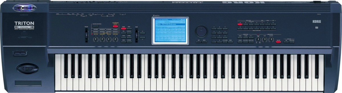 Korg Triton Extreme 76 - Tastiere - Rasciasound